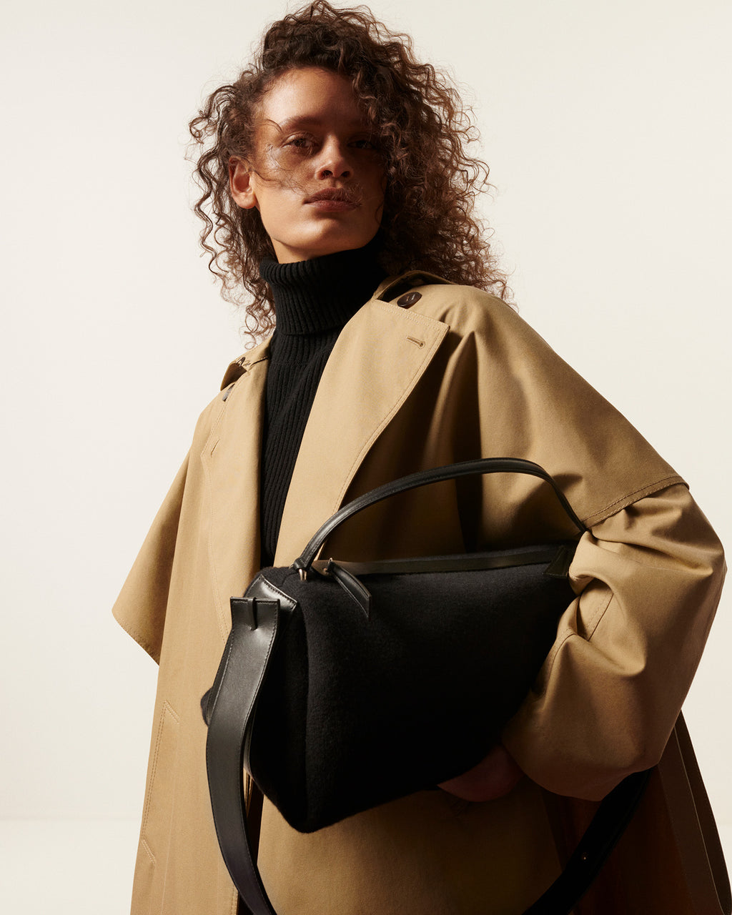 Women's Shoes and Handbags | NEOUS